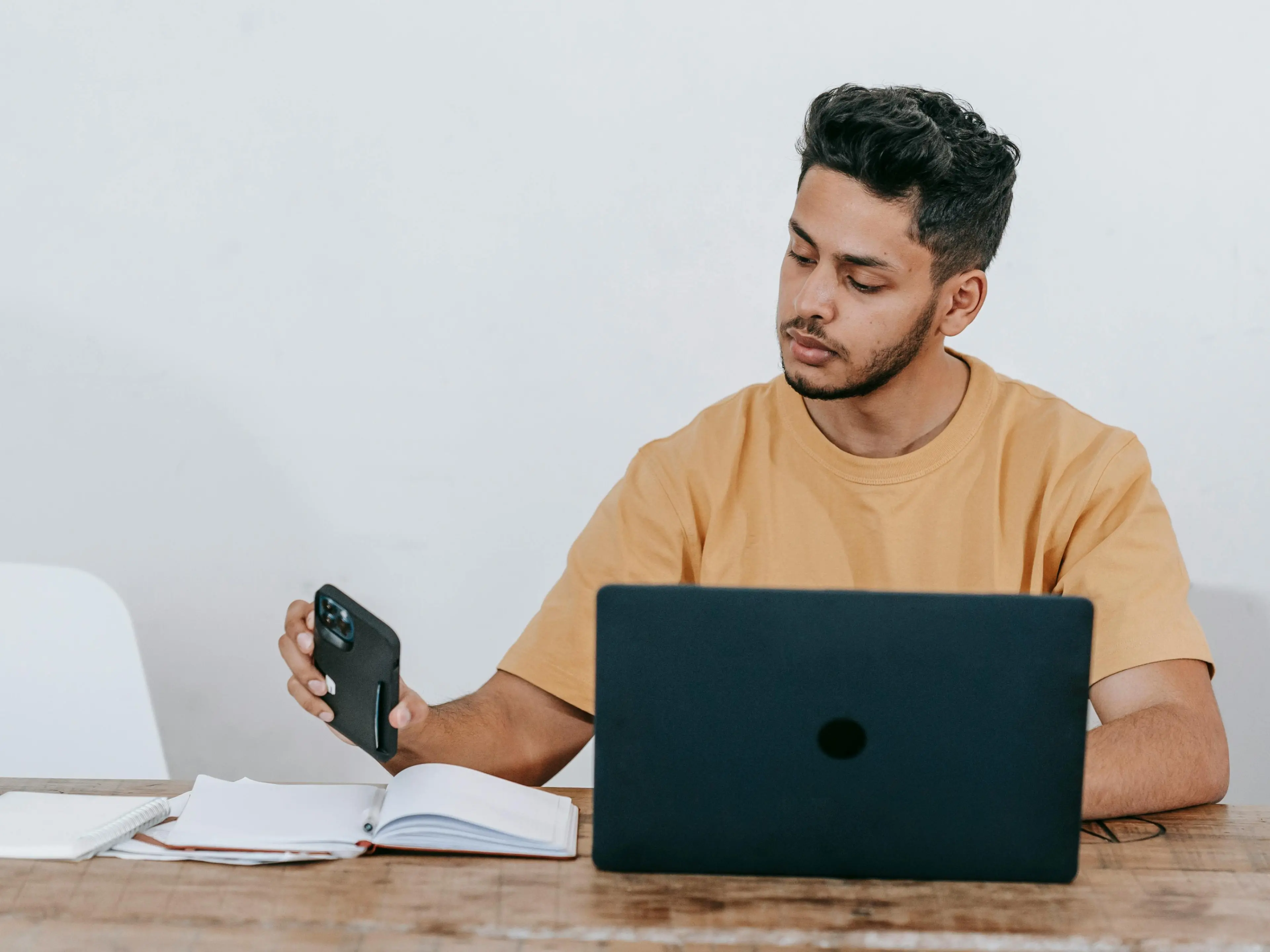 From Print to Digital: Adapting Design for the Modern Age - Design